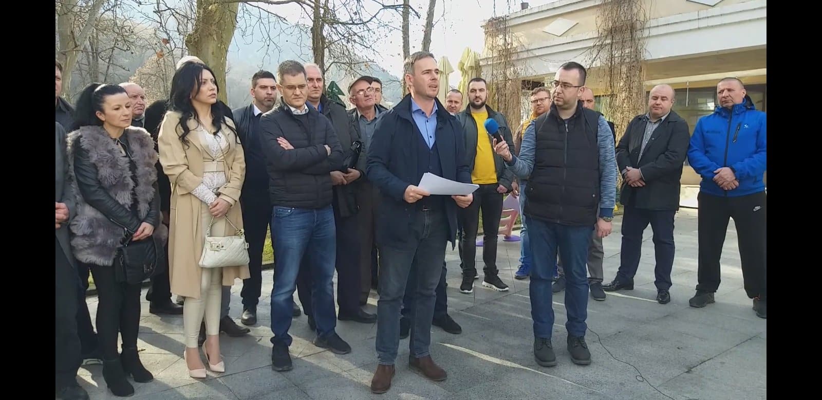 Narodna stranka: Milenković i Đorđević GROBARI vranjskog SPORTA ...