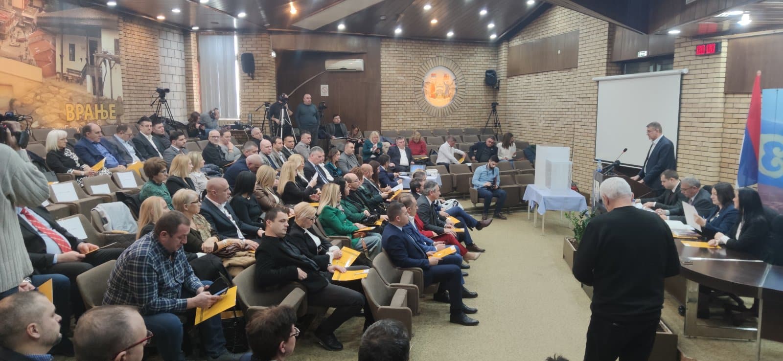 U Vranju danas diskusija o novom ZAKONU: Marinović o zaštiti podataka o ...