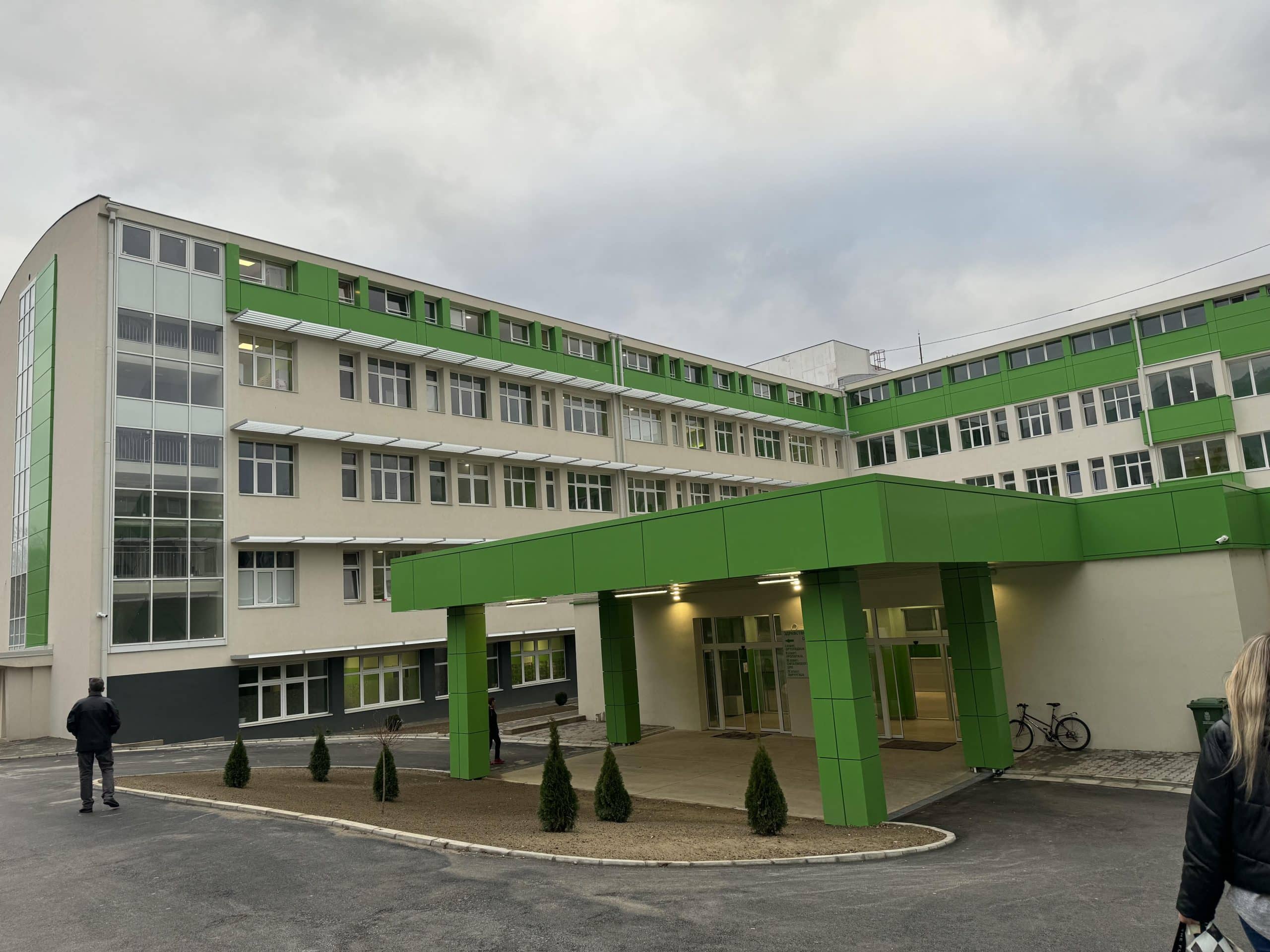 Muškarac iz Bujanovca skočio sa Internog odeljenja u Vranju - InfoVranjske